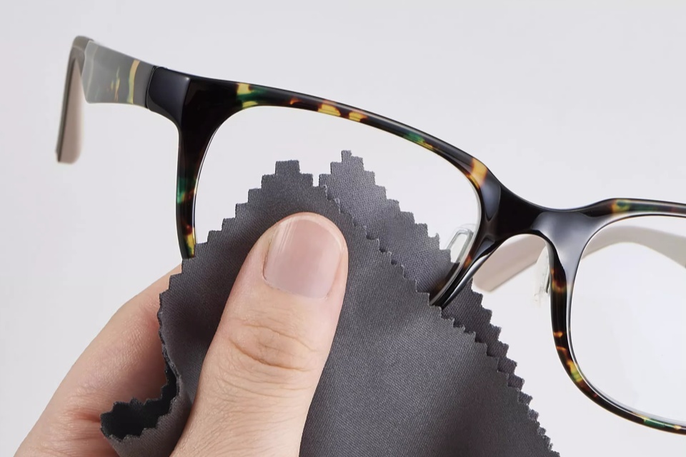 Why Do Glasses Fog Up? Understanding And Preventing Foggy Lenses
